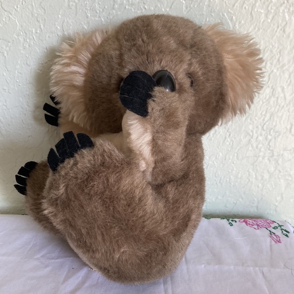 CA Sydney | Toys | Koala Plush Stuffed Bear Brown Shiny Eyes Plastic ...